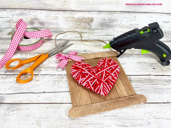 Yarn Wrapped Heart Sign For Kids To Make | Rediscovered Families