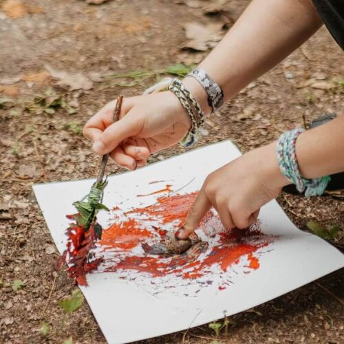 28 Forest School Activities To Entice Kids Outside | Rediscovered Families