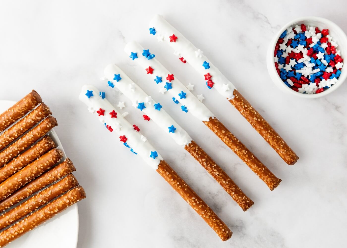 Easy Patriotic Pretzels To Make WIth Your Kids | Rediscovered Families