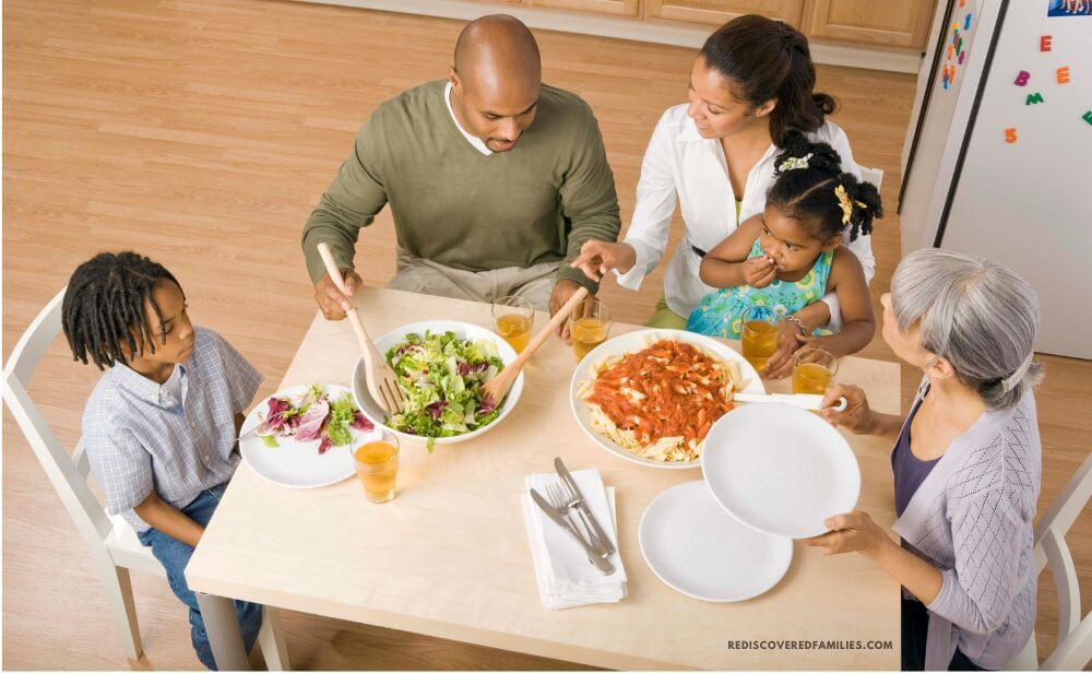 50 Quick Easy Dinners For Busy Families | Rediscovered Families