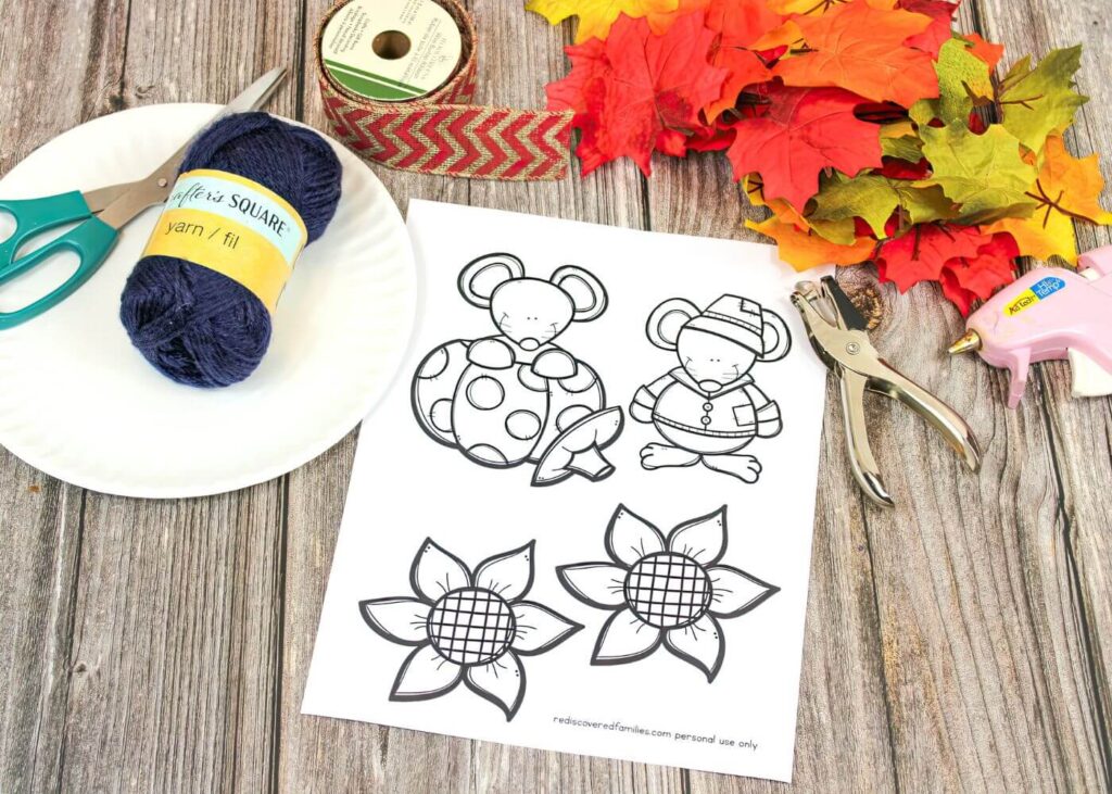 Simple Fall Wreath Craft For Kids To Make | Rediscovered Families